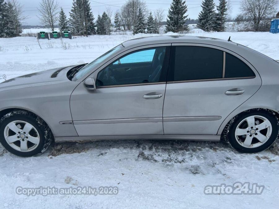 Grey Mercedes-Benz E-Class 2005 in Tallinn, with an engine capacity of 3.00 L and mileage of 415 thousand km for 2100 €, photo 4 on AUTOMOTO.COM.LV