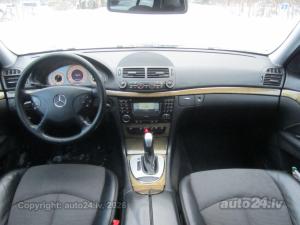 Pelēks Mercedes-Benz E-Class 2005 Tallina, ar dzinēja tilpumu 2.60 L un nobraukumu 266 tūkst. km par 1499 €, foto 9 vietnē AUTOMOTO.COM.LV