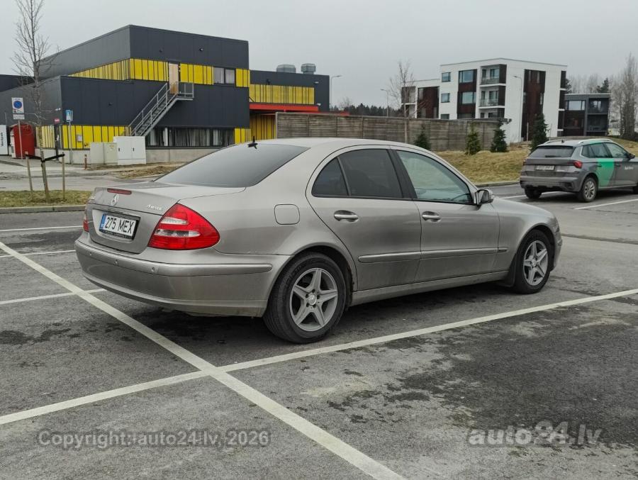 Grey Mercedes-Benz E-Class 2005 in Tallinn, with an engine capacity of 3.50 L and mileage of 196 thousand km for 5500 €, photo 4 on AUTOMOTO.COM.LV