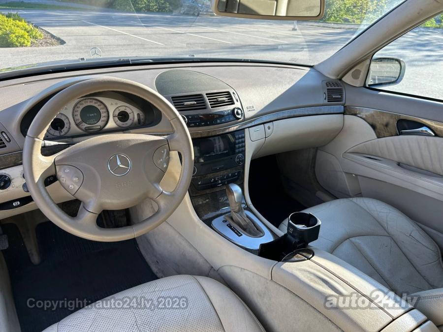 Pelēks Mercedes-Benz E-Class 2005 Tallina, ar dzinēja tilpumu 2.10 L un nobraukumu 280 tūkst. km par 2690 €, foto 10 vietnē AUTOMOTO.COM.LV