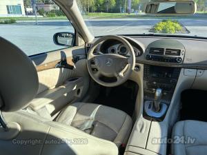 Pelēks Mercedes-Benz E-Class 2005 Tallina, ar dzinēja tilpumu 2.10 L un nobraukumu 280 tūkst. km par 2690 €, foto 12 vietnē AUTOMOTO.COM.LV