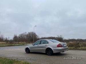 Grey Mercedes-Benz E-Class 2006 in Tallinn, with an engine capacity of 3.00 L and mileage of 327 thousand km for 3200 €, photo 4 on AUTOMOTO.COM.LV