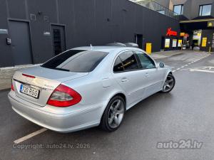Pelēks Mercedes-Benz E-Class 2006 Tallina, ar dzinēja tilpumu 3.00 L un nobraukumu 349 tūkst. km par 4499 €, foto 8 vietnē AUTOMOTO.COM.LV