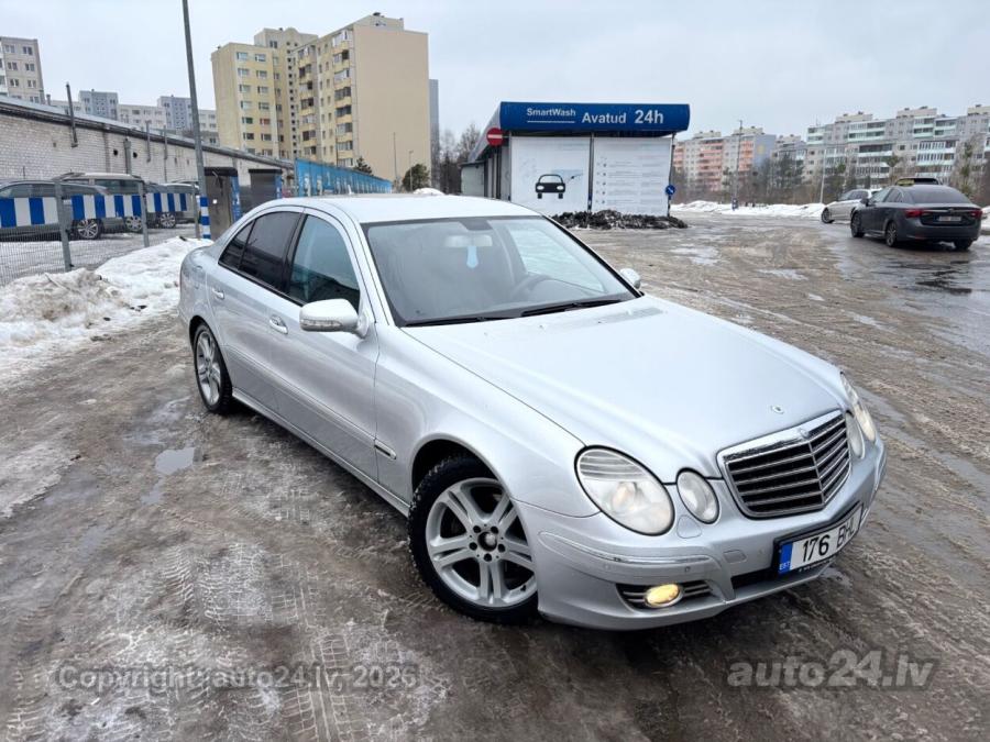 Pelēks Mercedes-Benz E-Class 2006 Tallina, ar dzinēja tilpumu 3.00 L un nobraukumu 380 tūkst. km par 3499 €, foto 2 vietnē AUTOMOTO.COM.LV