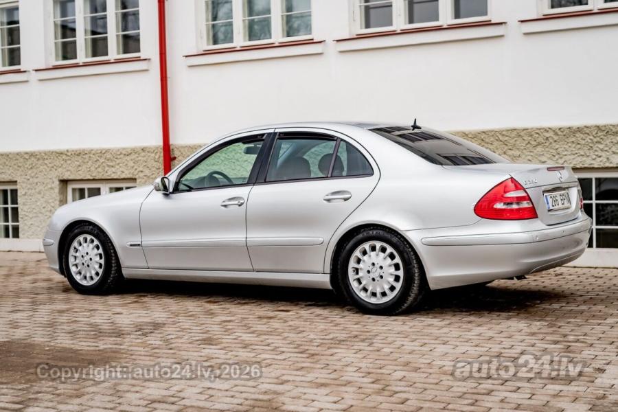 Grey Mercedes-Benz E-Class 2006 in Tallinn, with an engine capacity of 3.00 L and mileage of 451 thousand km for 3499 €, photo 8 on AUTOMOTO.COM.LV