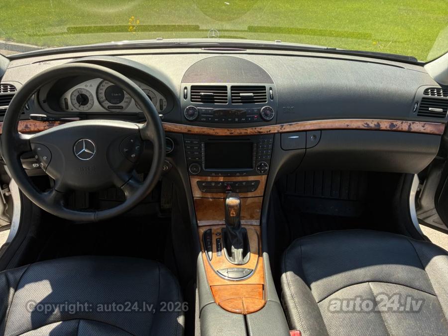 Grey Mercedes-Benz E-Class 2006 in Tallinn, with an engine capacity of 3.00 L and mileage of 330 thousand km for 4399 €, photo 13 on AUTOMOTO.COM.LV