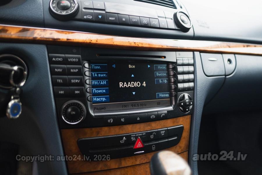 Grey Mercedes-Benz E-Class 2006 in Tallinn, with an engine capacity of 3.00 L and mileage of 0 thousand km for 3199 €, photo 8 on AUTOMOTO.COM.LV