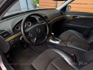 Grey Mercedes-Benz E-Class 2006 in Tartu, with an engine capacity of 1.80 L and mileage of 167 thousand km for 7400 €, photo 8 on AUTOMOTO.COM.LV