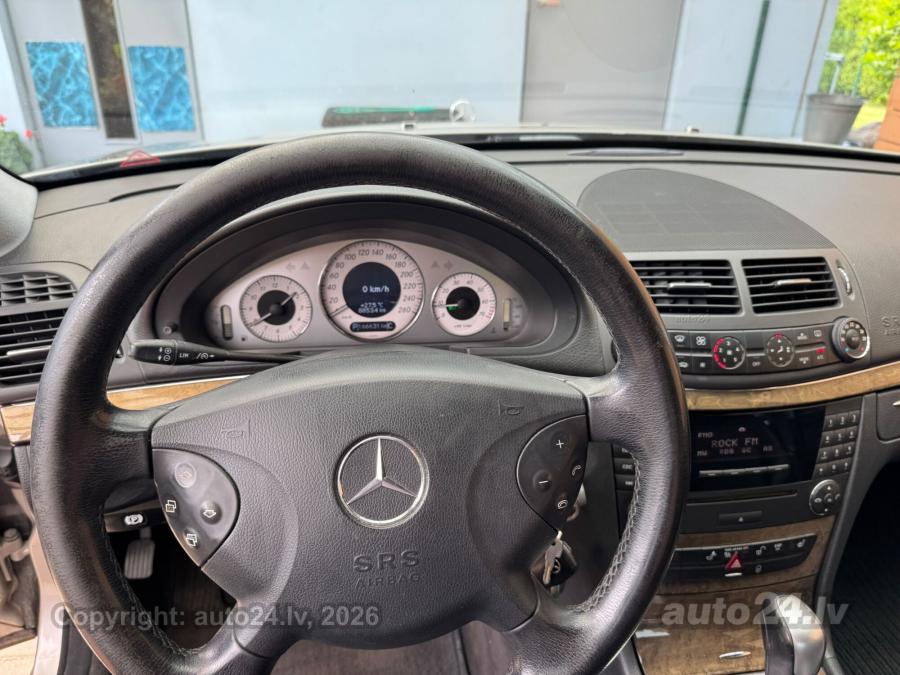 Grey Mercedes-Benz E-Class 2006 in Tartu, with an engine capacity of 1.80 L and mileage of 167 thousand km for 7400 €, photo 9 on AUTOMOTO.COM.LV