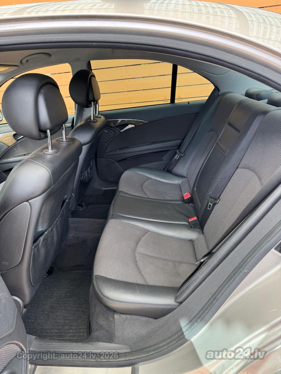 Grey Mercedes-Benz E-Class 2006 in Tartu, with an engine capacity of 1.80 L and mileage of 167 thousand km for 7400 €, photo 12 on AUTOMOTO.COM.LV