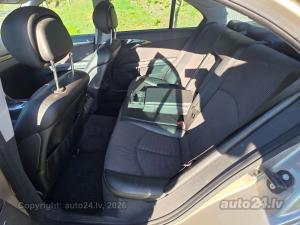 Grey Mercedes-Benz E-Class 2006 in Tartu, with an engine capacity of 1.80 L and mileage of 167 thousand km for 4400 €, photo 10 on AUTOMOTO.COM.LV