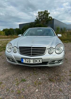 Grey Mercedes-Benz E-Class 2006 in Tallinn, with an engine capacity of 3.00 L and mileage of 364 thousand km for 3300 €, photo 3 on AUTOMOTO.COM.LV