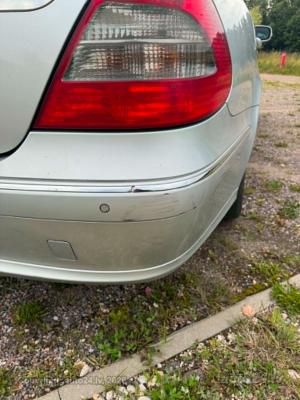 Grey Mercedes-Benz E-Class 2006 in Tallinn, with an engine capacity of 3.00 L and mileage of 364 thousand km for 3300 €, photo 6 on AUTOMOTO.COM.LV
