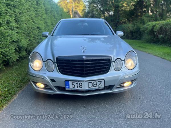 Pelēks Mercedes-Benz E-Class 2006 Tallina, ar dzinēja tilpumu 3.00 L un nobraukumu 390 tūkst. km par 2490 €, foto 3 vietnē AUTOMOTO.COM.LV