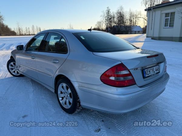 Pelēks Mercedes-Benz E-Class 2007 Viljandi, ar dzinēja tilpumu 3.00 L un nobraukumu 253 tūkst. km par 5990 €, foto 4 vietnē AUTOMOTO.COM.LV