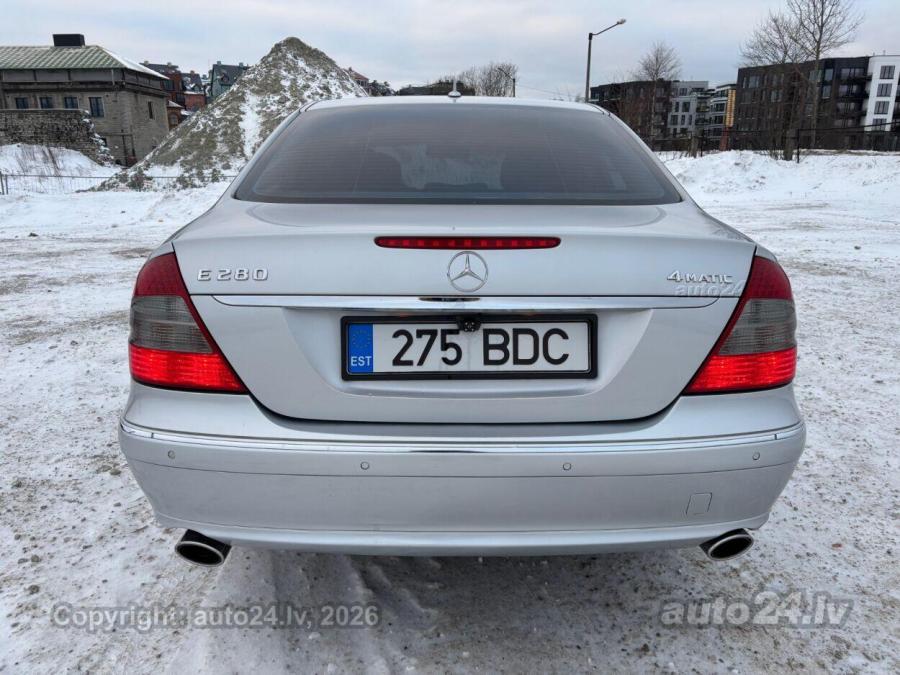 Grey Mercedes-Benz E-Class 2007 in Tallinn, with an engine capacity of 3.00 L and mileage of 247 thousand km for 4750 €, photo 5 on AUTOMOTO.COM.LV