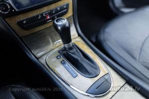 Pelēks Mercedes-Benz E-Class 2007 Tallina, ar dzinēja tilpumu 3.00 L un nobraukumu 244 tūkst. km par 4990 €, foto 26 vietnē AUTOMOTO.COM.LV