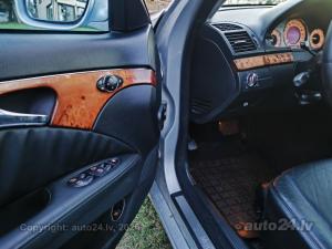 Grey Mercedes-Benz E-Class 2007 in Tallinn, with an engine capacity of 3.00 L and mileage of 287 thousand km for 3488 €, photo 8 on AUTOMOTO.COM.LV