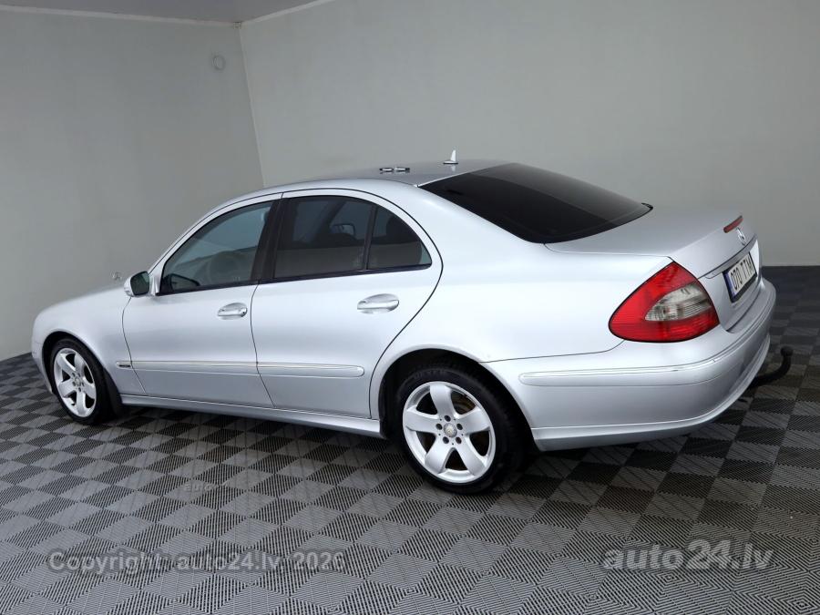 Pelēks Mercedes-Benz E-Class 2007 Tallina, ar dzinēja tilpumu 2.10 L un nobraukumu 349 tūkst. km par 1899 €, foto 5 vietnē AUTOMOTO.COM.LV