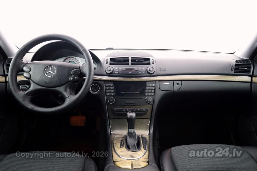 Pelēks Mercedes-Benz E-Class 2007 Tallina, ar dzinēja tilpumu 2.10 L un nobraukumu 349 tūkst. km par 1899 €, foto 6 vietnē AUTOMOTO.COM.LV