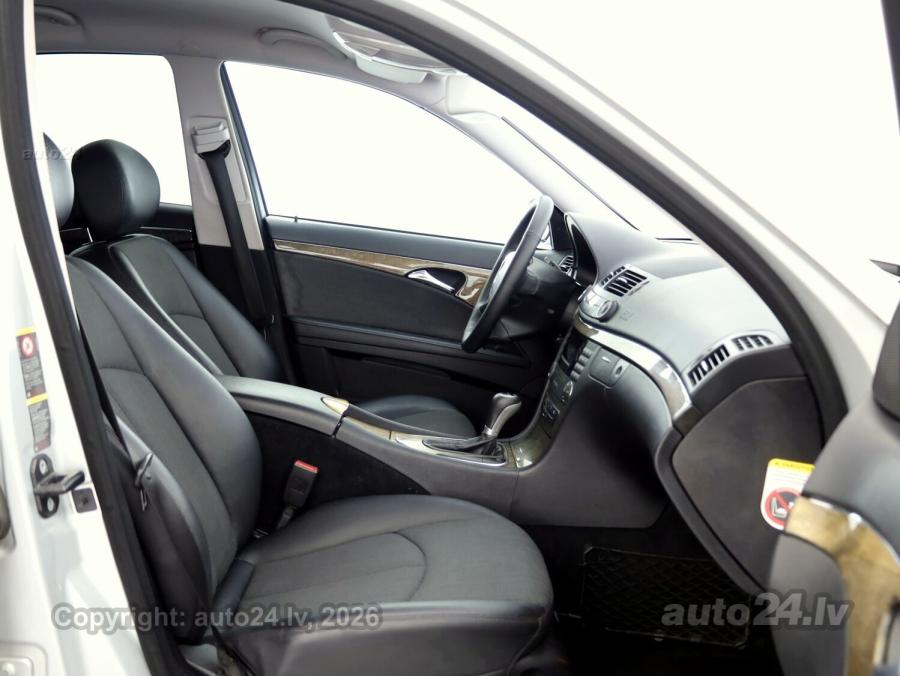 Pelēks Mercedes-Benz E-Class 2007 Tallina, ar dzinēja tilpumu 2.10 L un nobraukumu 349 tūkst. km par 1899 €, foto 7 vietnē AUTOMOTO.COM.LV