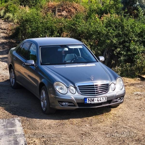 Pelēks Mercedes-Benz E-Class 2007 Rīga, ar dzinēja tilpumu 3.00 L un nobraukumu 324 tūkst. km par 5000 €, foto 1 vietnē AUTOMOTO.COM.LV