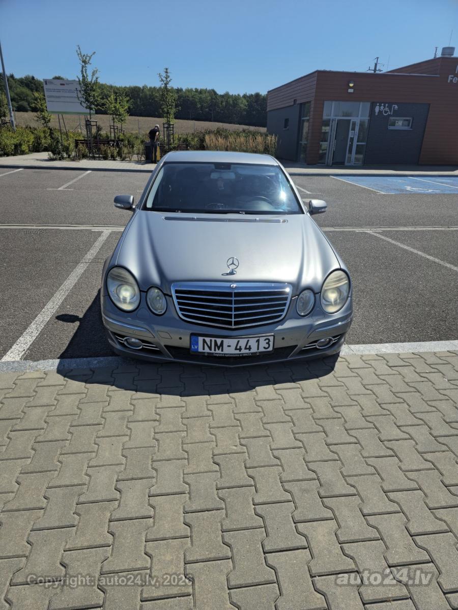 Pelēks Mercedes-Benz E-Class 2007 Rīga, ar dzinēja tilpumu 3.00 L un nobraukumu 324 tūkst. km par 5000 €, foto 4 vietnē AUTOMOTO.COM.LV