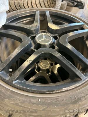 Pelēks Mercedes-Benz E-Class 2008 Tallina, ar dzinēja tilpumu 3.00 L un nobraukumu 305 tūkst. km par 9500 €, foto 13 vietnē AUTOMOTO.COM.LV