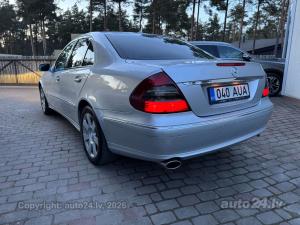 Pelēks Mercedes-Benz E-Class 2009 Tallina, ar dzinēja tilpumu 3.00 L un nobraukumu 297 tūkst. km par 6390 €, foto  vietnē AUTOMOTO.COM.LV