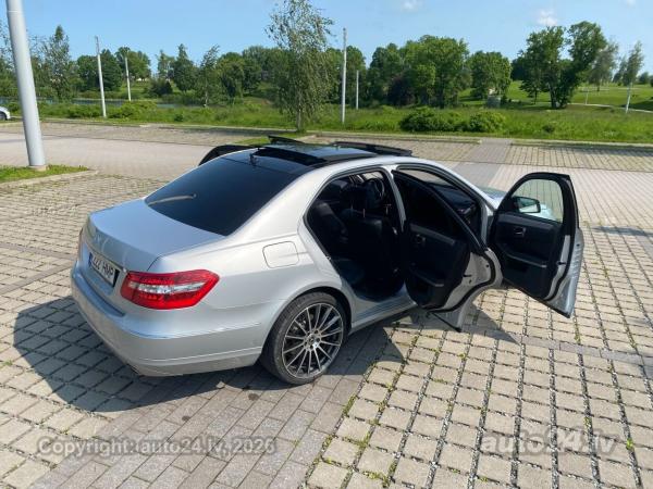 Pelēks Mercedes-Benz E-Class 2009 Tallina, ar dzinēja tilpumu 2.99 L un nobraukumu 308 tūkst. km par 11800 €, foto 7 vietnē AUTOMOTO.COM.LV