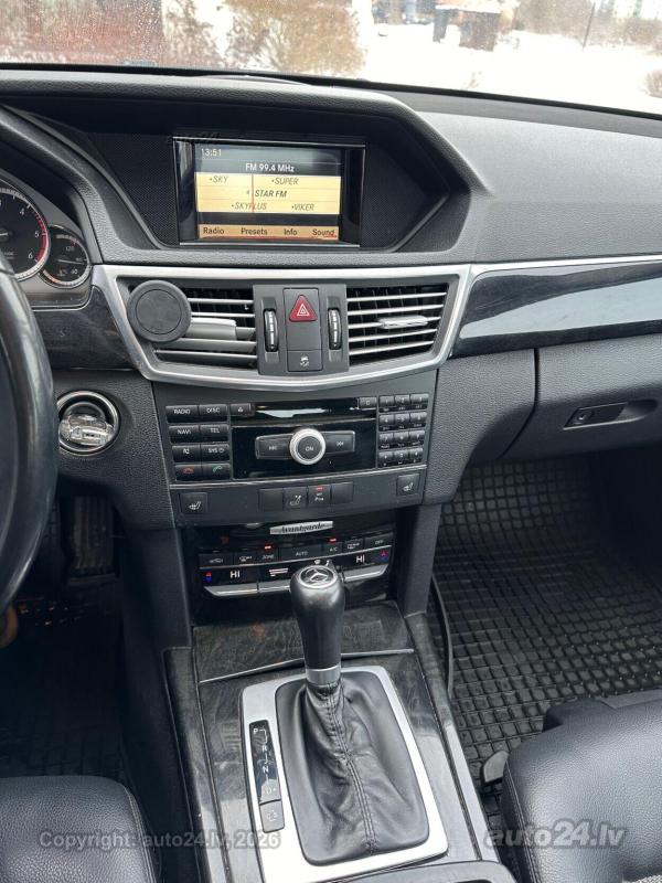 Grey Mercedes-Benz E-Class 2010 in Tartu, with an engine capacity of 2.10 L and mileage of 316 thousand km for 6990 €, photo 11 on AUTOMOTO.COM.LV