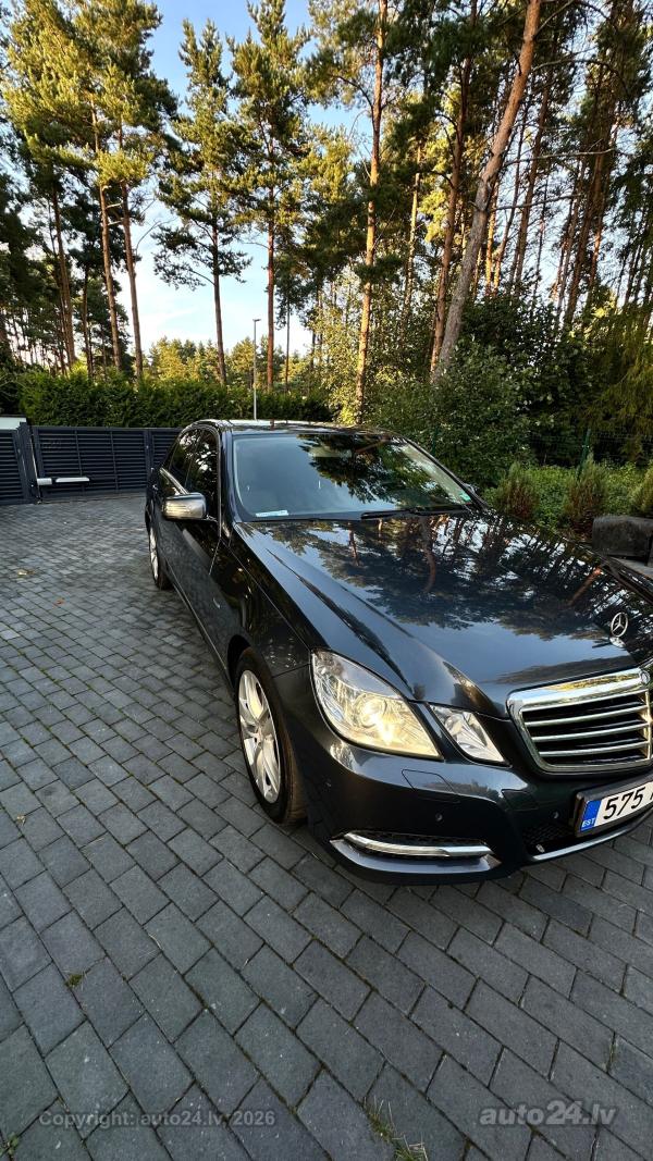 Grey Mercedes-Benz E-Class 2010 in Tallinn, with an engine capacity of 2.10 L and mileage of 285 thousand km for 7500 €, photo 2 on AUTOMOTO.COM.LV