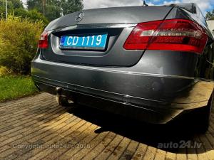Pelēks Mercedes-Benz E-Class 2011 Tallina, ar dzinēja tilpumu 1.80 L un nobraukumu 210 tūkst. km par 9490 €, foto 10 vietnē AUTOMOTO.COM.LV