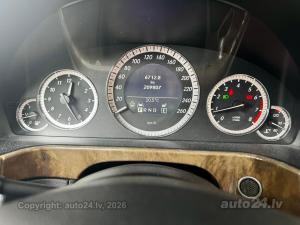Pelēks Mercedes-Benz E-Class 2011 Tallina, ar dzinēja tilpumu 1.80 L un nobraukumu 210 tūkst. km par 9490 €, foto 20 vietnē AUTOMOTO.COM.LV