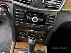 Pelēks Mercedes-Benz E-Class 2011 Tallina, ar dzinēja tilpumu 1.80 L un nobraukumu 210 tūkst. km par 9490 €, foto 19 vietnē AUTOMOTO.COM.LV