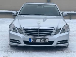 Pelēks Mercedes-Benz E-Class 2012 Narva, ar dzinēja tilpumu 2.10 L un nobraukumu 332 tūkst. km par 5999 €, foto  vietnē AUTOMOTO.COM.LV