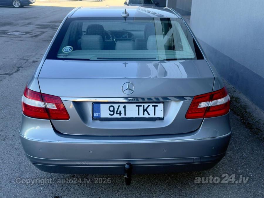 Grey Mercedes-Benz E-Class 2012 in Tallinn, with an engine capacity of 2.10 L and mileage of 258 thousand km for 6499 €, photo 6 on AUTOMOTO.COM.LV