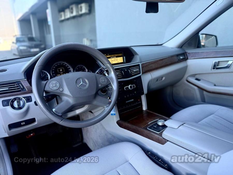 Grey Mercedes-Benz E-Class 2012 in Tallinn, with an engine capacity of 2.10 L and mileage of 258 thousand km for 6499 €, photo 12 on AUTOMOTO.COM.LV