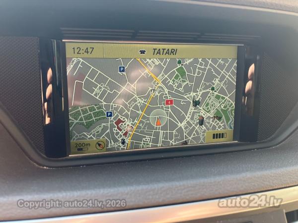 Pelēks Mercedes-Benz E-Class 2012 Tallina, ar dzinēja tilpumu 3.00 L un nobraukumu 124 tūkst. km par 14490 €, foto 10 vietnē AUTOMOTO.COM.LV
