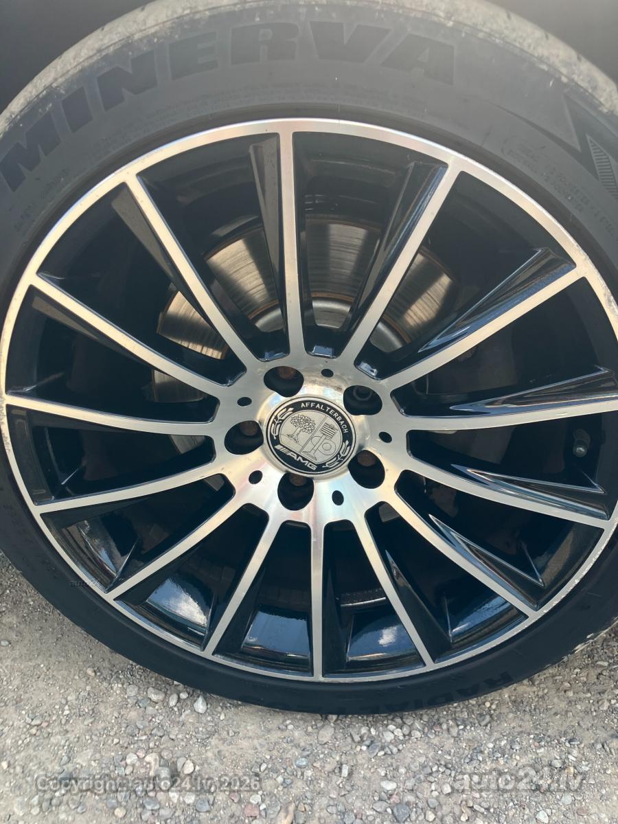 Grey Mercedes-Benz E-Class 2012 in Tallinn, with an engine capacity of 3.00 L and mileage of 124 thousand km for 14490 €, photo 12 on AUTOMOTO.COM.LV