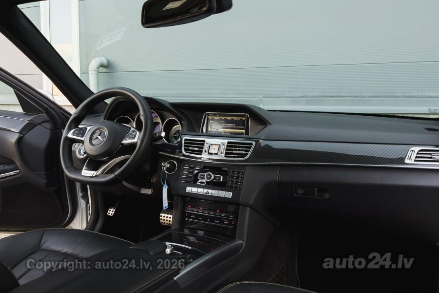 Grey Mercedes-Benz E-Class 2013 in Tallinn, with an engine capacity of 3.00 L and mileage of 280 thousand km for 13490 €, photo 7 on AUTOMOTO.COM.LV