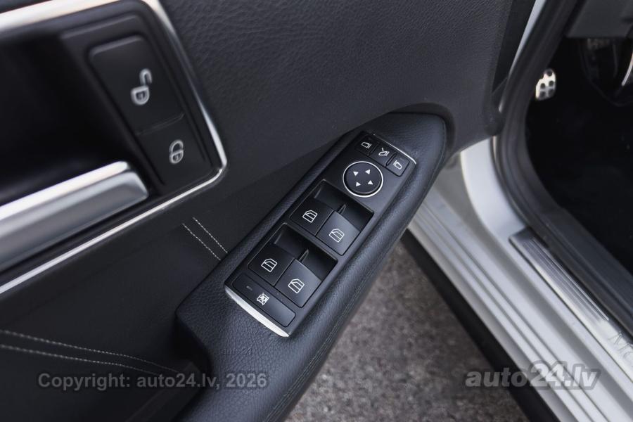Grey Mercedes-Benz E-Class 2013 in Tallinn, with an engine capacity of 3.00 L and mileage of 280 thousand km for 13490 €, photo 17 on AUTOMOTO.COM.LV