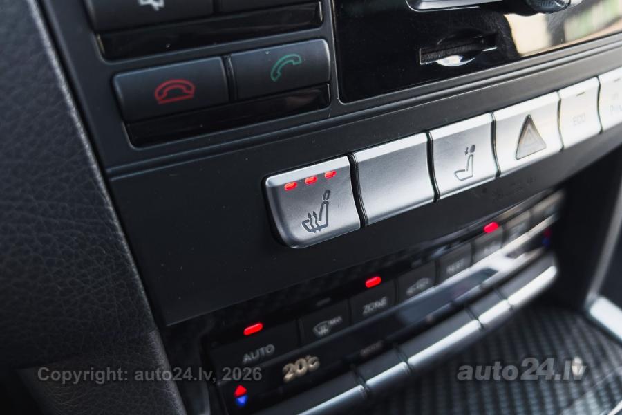 Grey Mercedes-Benz E-Class 2013 in Tallinn, with an engine capacity of 3.00 L and mileage of 280 thousand km for 13490 €, photo 26 on AUTOMOTO.COM.LV