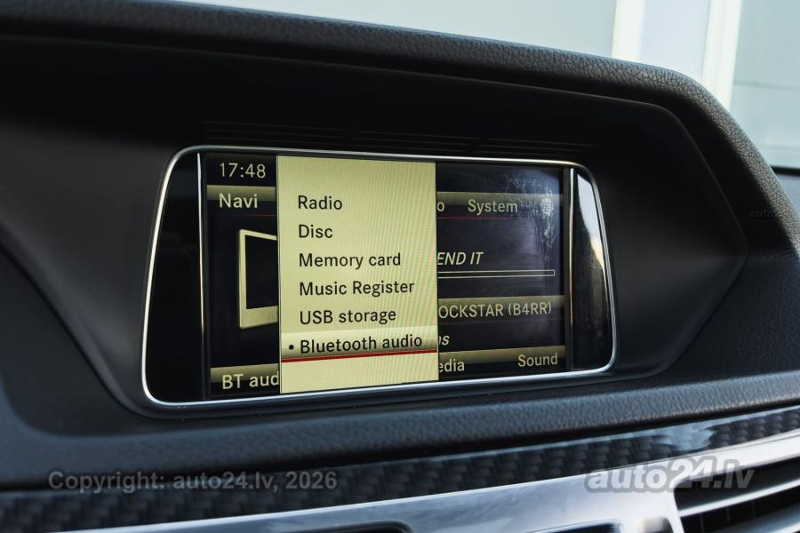 Grey Mercedes-Benz E-Class 2013 in Tallinn, with an engine capacity of 3.00 L and mileage of 280 thousand km for 13490 €, photo 28 on AUTOMOTO.COM.LV