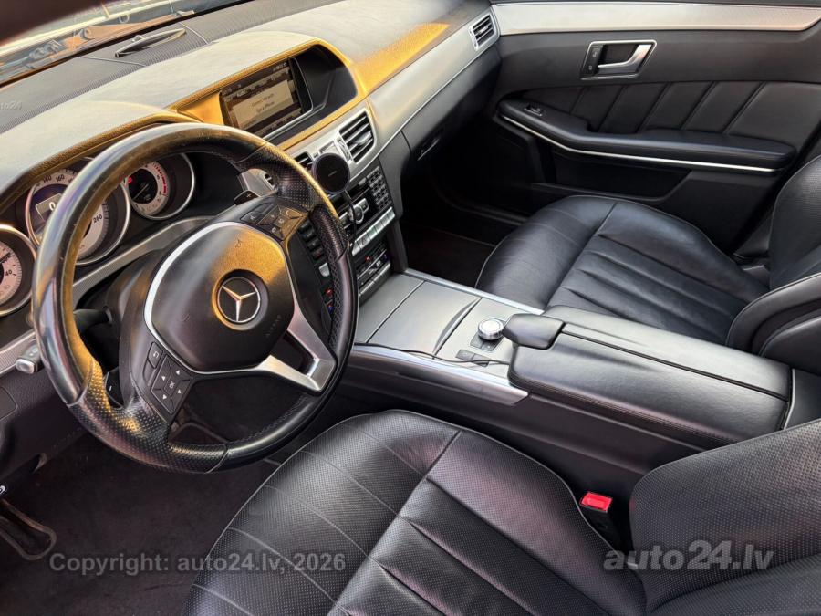 Grey Mercedes-Benz E-Class 2013 in Tartu, with an engine capacity of 3.00 L and mileage of 315 thousand km for 12900 €, photo 8 on AUTOMOTO.COM.LV