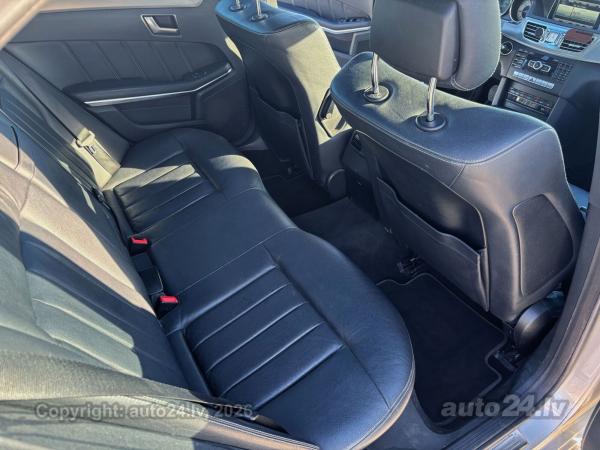 Pelēks Mercedes-Benz E-Class 2013 Tallina, ar dzinēja tilpumu 2.10 L un nobraukumu 269 tūkst. km par 9999 €, foto 10 vietnē AUTOMOTO.COM.LV