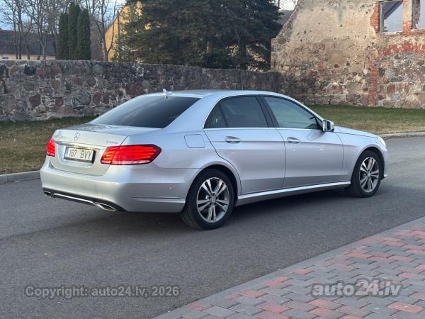 Grey Mercedes-Benz E-Class 2014 in Tallinn, with an engine capacity of 2.10 L and mileage of 332 thousand km for 11999 €, photo 4 on AUTOMOTO.COM.LV