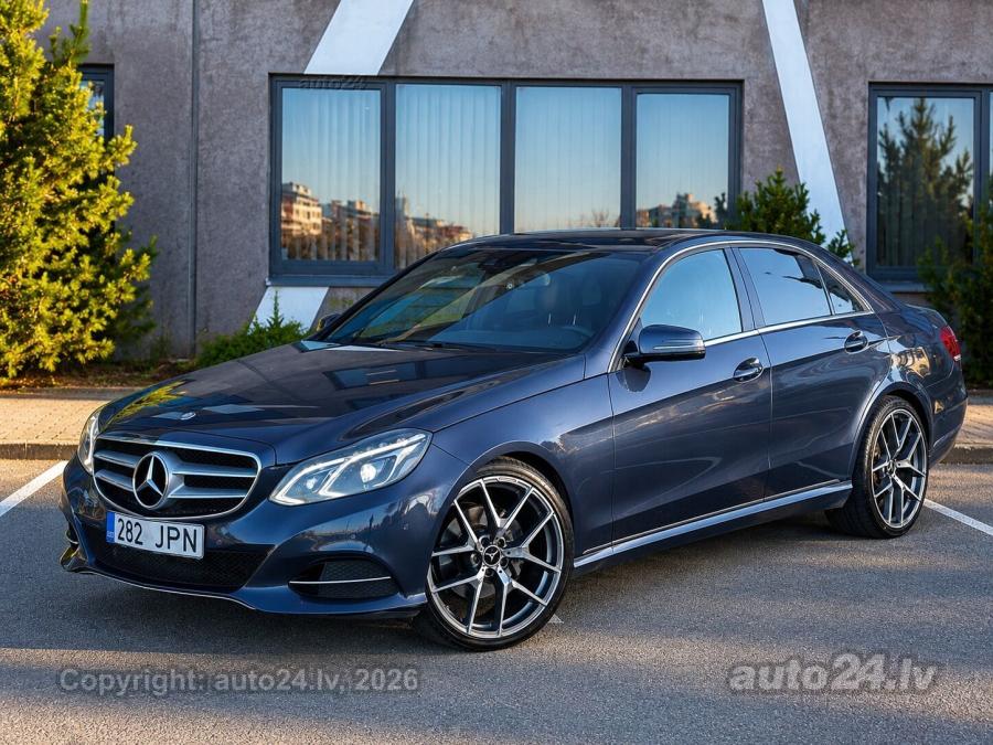 Pelēks Mercedes-Benz E-Class 2015 Tallina, ar dzinēja tilpumu 3.00 L un nobraukumu 373 tūkst. km par 9499 €, foto 1 vietnē AUTOMOTO.COM.LV