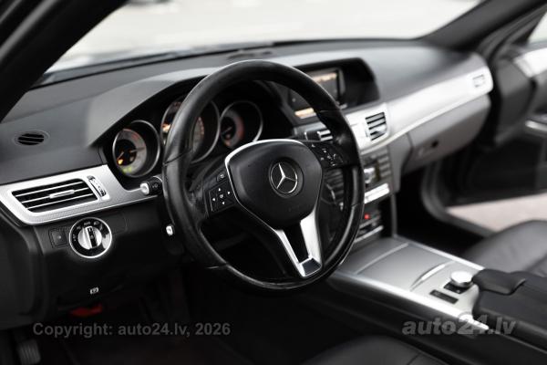 Pelēks Mercedes-Benz E-Class 2015 Tallina, ar dzinēja tilpumu 3.00 L un nobraukumu 373 tūkst. km par 9499 €, foto 8 vietnē AUTOMOTO.COM.LV