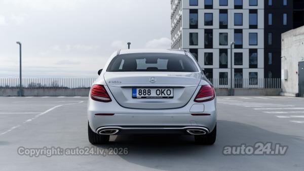Grey Mercedes-Benz E-Class 2016 in Tallinn, with an engine capacity of 2.00 L and mileage of 133 thousand km for 28990 €, photo 10 on AUTOMOTO.COM.LV